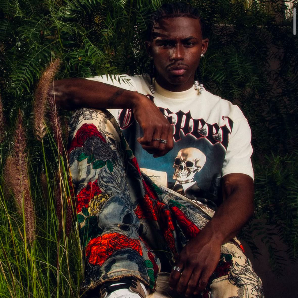 Kick Essentials | Luxury Streetwear & Sneakers